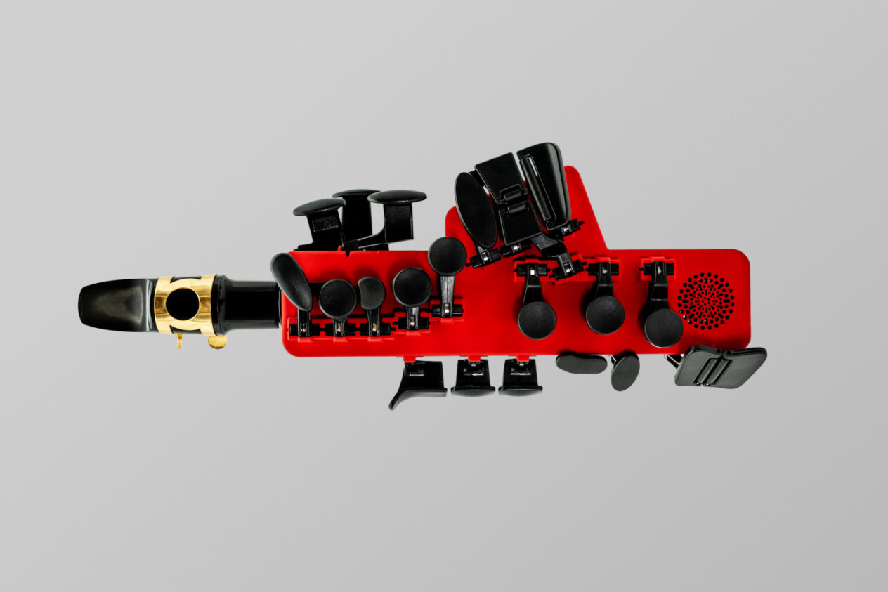 Travel Sax 2 - The smallest & lightest electronic saxophone in the world